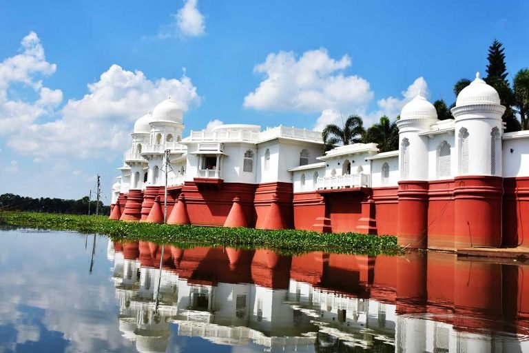 Neermahal Palace on Rudrasagar Lake - Iconic Attraction of Tripura | T2B