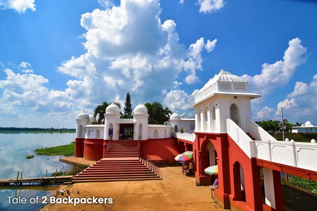 Neermahal Palace on Rudrasagar Lake - Iconic Attraction of Tripura | T2B
