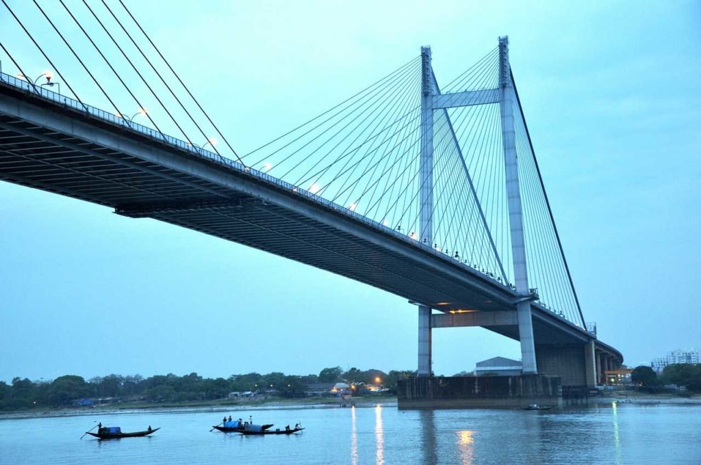 Hooghly-Bridge | Tale of 2 Backpackers