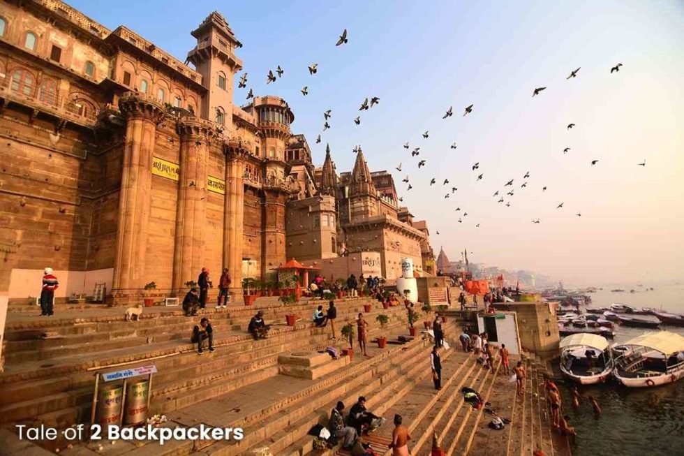 Ghats in Varanasi – Where Entire Cycle of Life and Death is Played | T2B