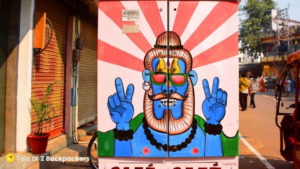 Varanasi Street Art - Adding colour with Graffitis and Art | Tale of 2 ...