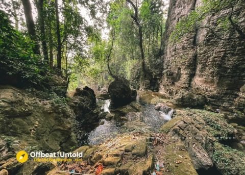Krem Chympe & Waterfall - A Hidden Cave in Meghalaya | Tale of 2 ...